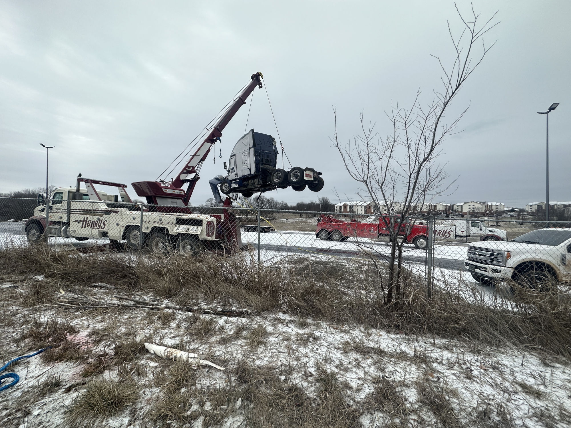 Our Services – Henry's Towing